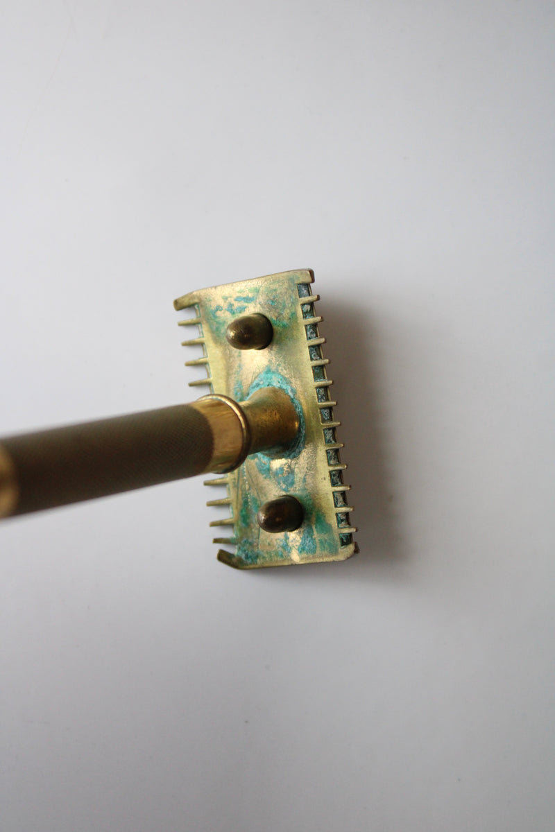 Vintage Brass Razor – Jubilee Thrift